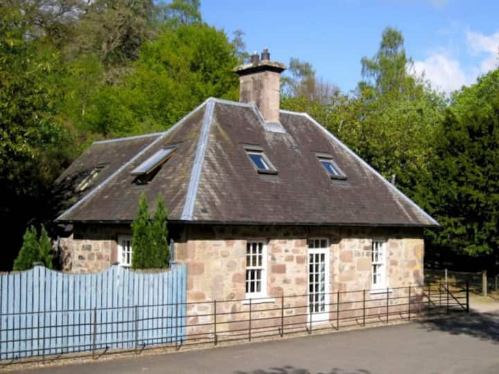 Gamekeeper's Cottage - Ukc5239 - Loch Tay