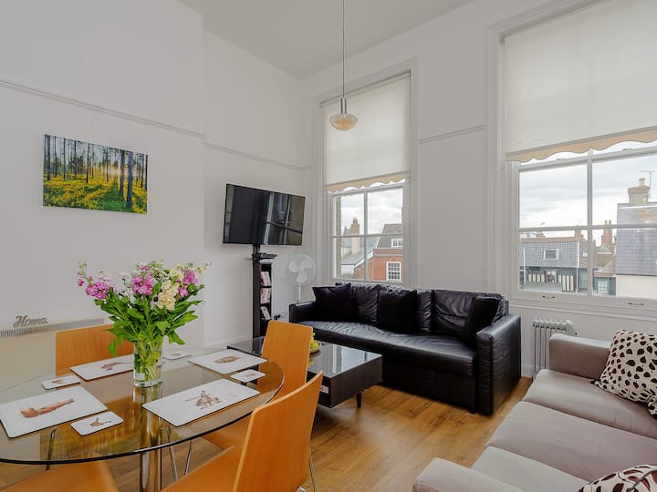 Quayside Apartment - Harwich