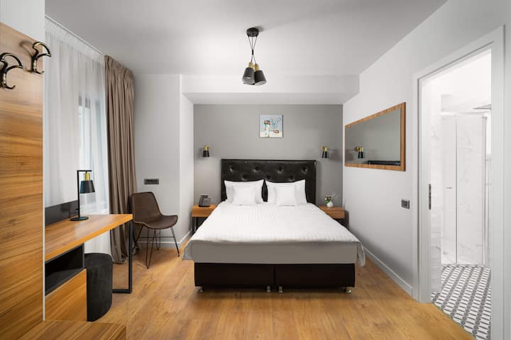 3x Studio Labirint Hotel - Bucarest