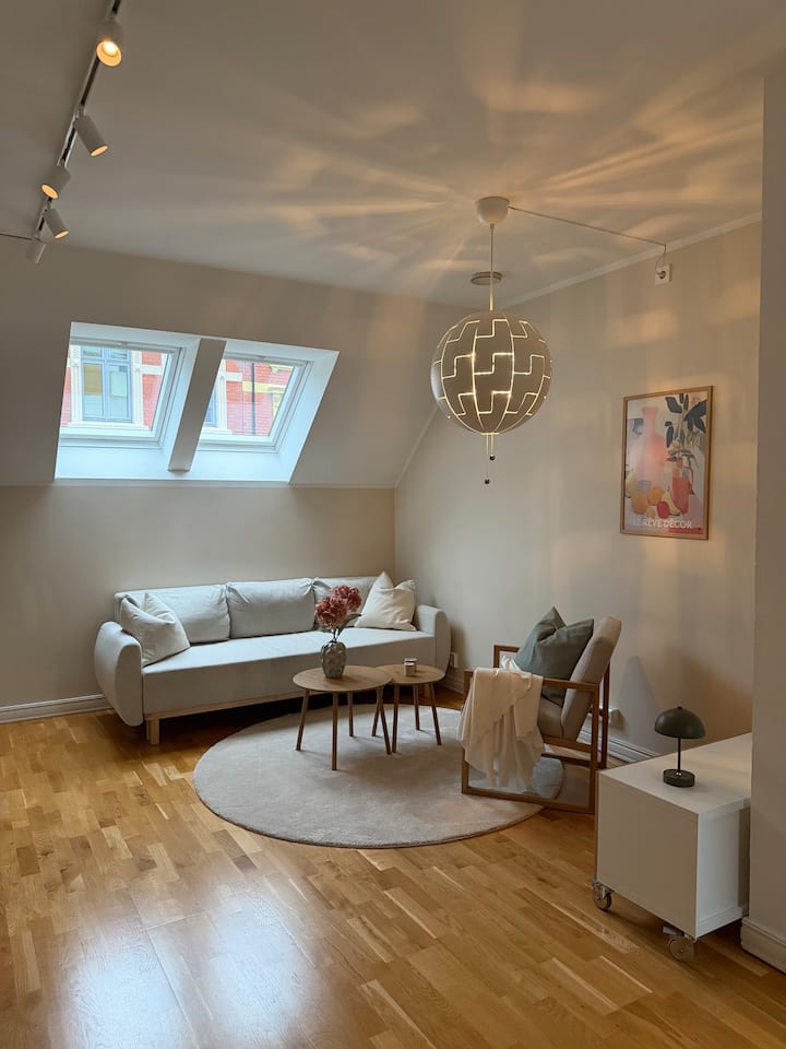 Central Apartment In Historic Building - Bergen, Norway