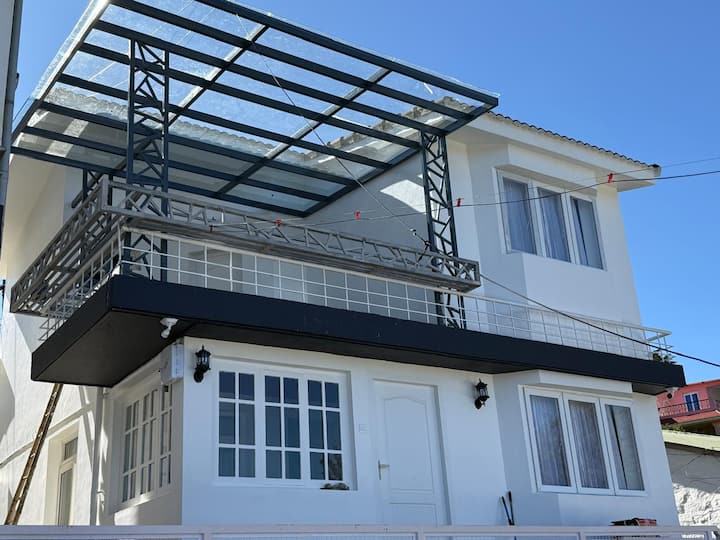 Luxury 3 Bedrooms Villa Just 4km From Ooty - Ooty