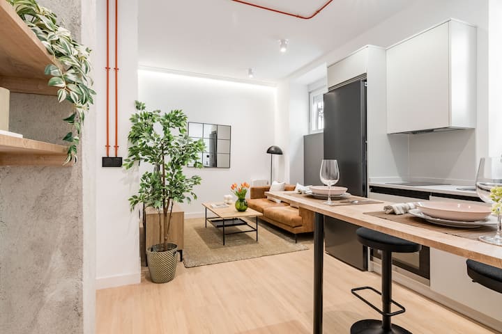 Encanto En Malasaña Junto A Tribunal - Madrid