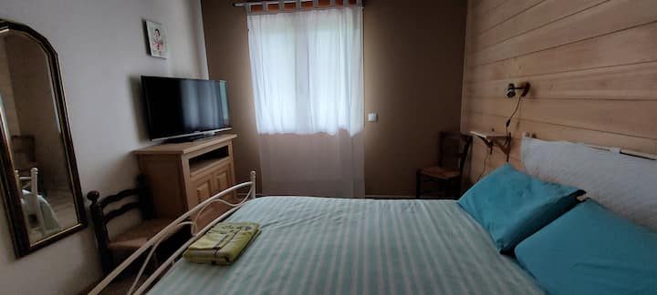 Chambre D'hôte Confortable. - Saint-Cirq-Lapopie
