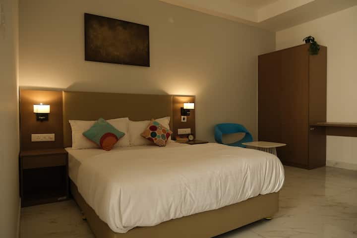 Studio Room @ Financial District, Us Embassy - India