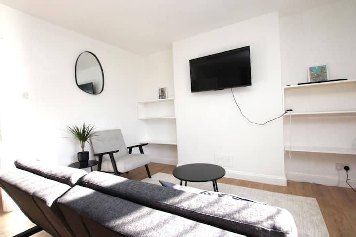Brunswick Serviced Flat Near City Centre - Bristol