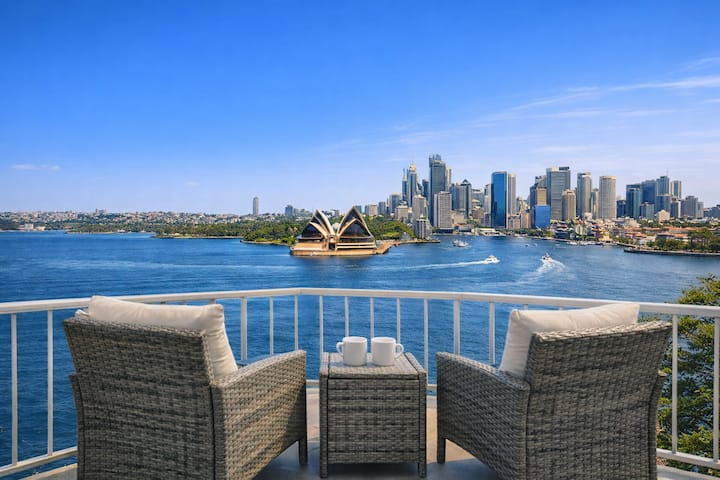Sydney Opera House View | Private Studio - North Sydney