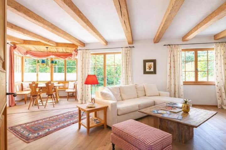 Chalet Lebenberg – Alpine Luxury Residence - Kitzbühel