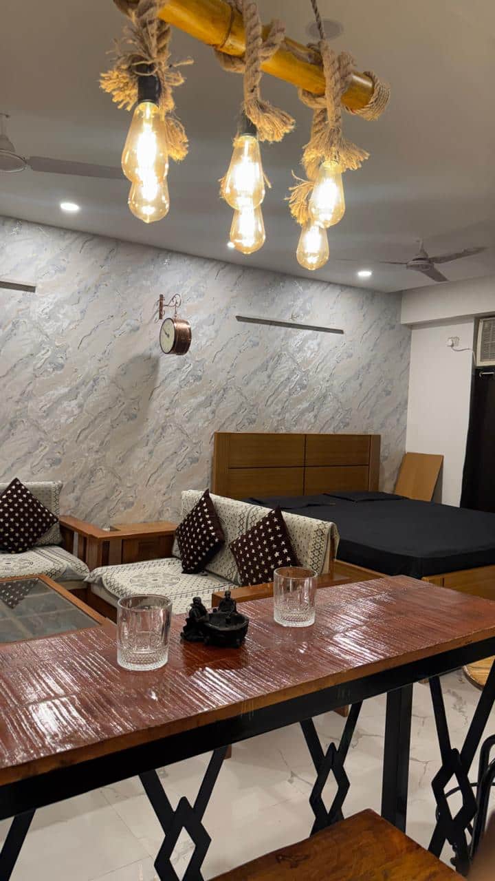 Space Designed For Romantic &Unforgettable Moment - Ghaziabad