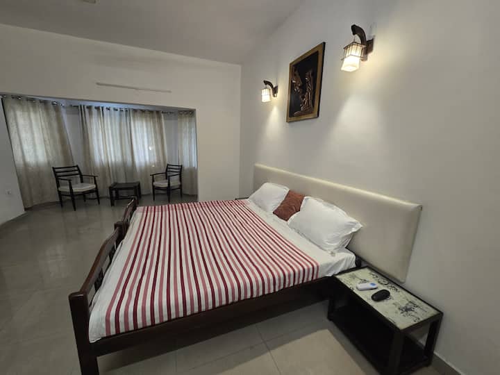 1 The Brownwood Manor (Platinum Regent Suite #1) - Bhopal
