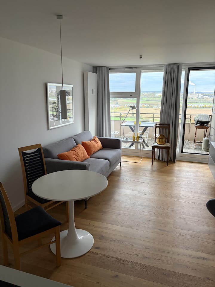 Modernes Apartment Mit Traumhaften Ausblick - Bad Wimpfen