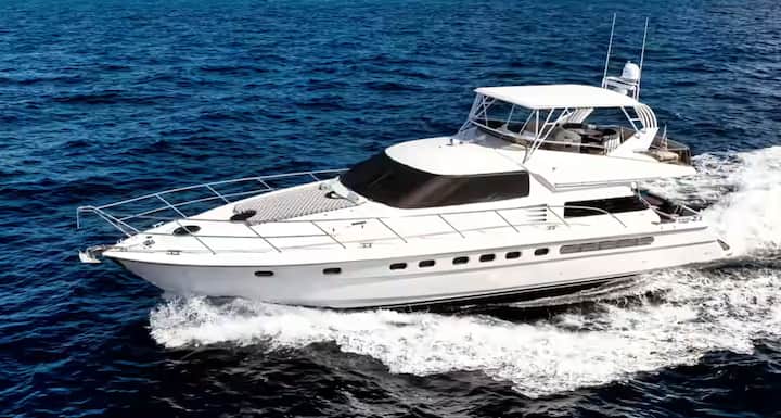 Luxury Yacht Charters In Kyrenia - Girne