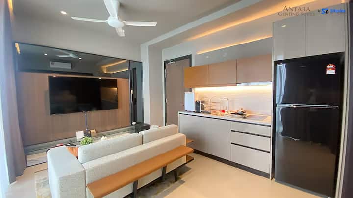 2-3 Pax Antara Genting Highlands By Silaslee - Genting Highlands