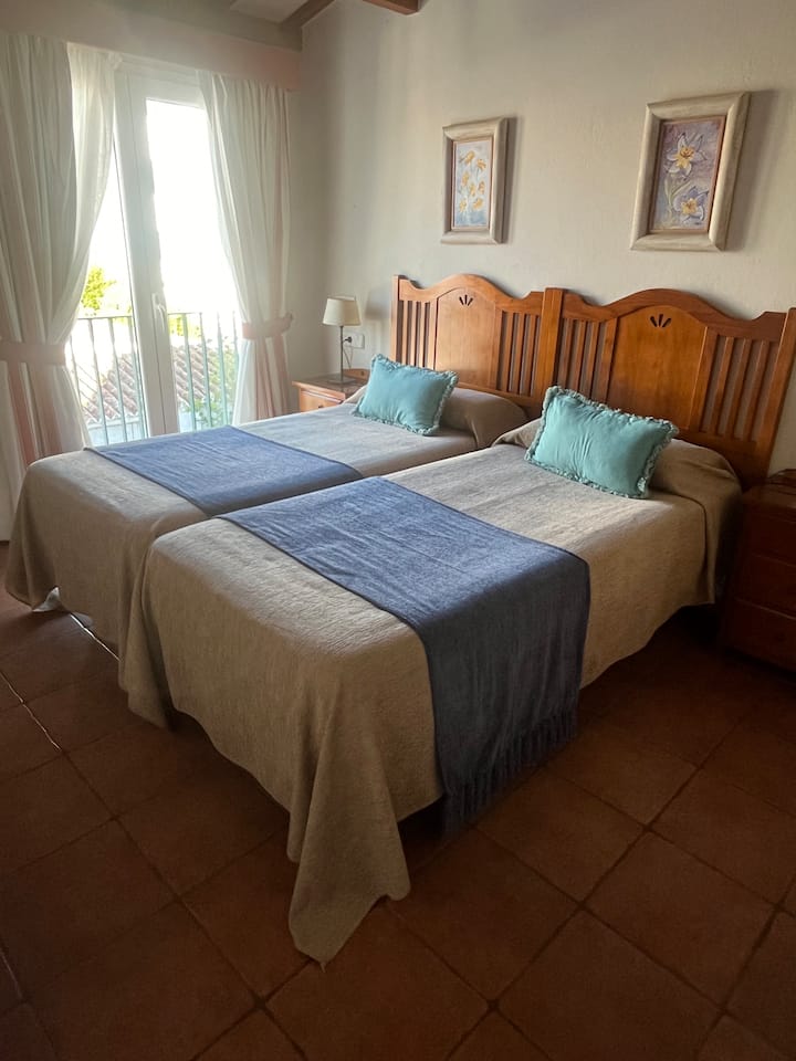 Hotel Es Mercadal-doble Dos Camas - Minorca