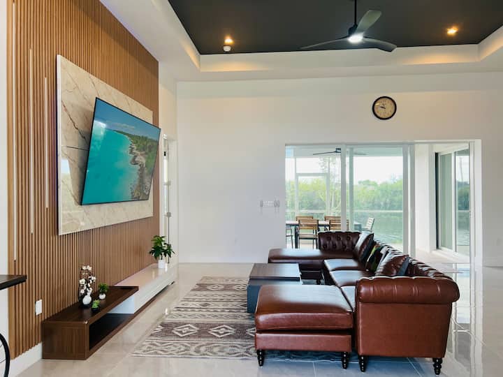 Brand New Home On Freshwater Canal – Great Fishing - Cape Coral, FL