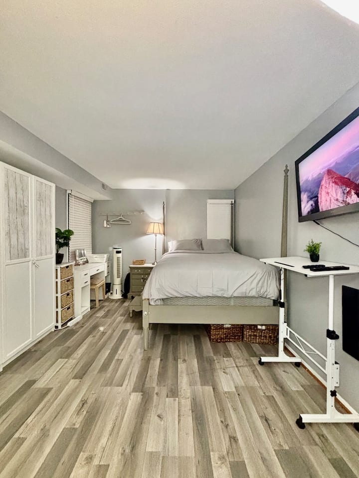 Cozy Condo - Minutes From Dc! - Largo, MD