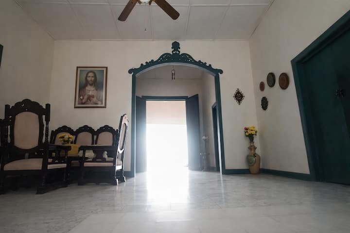 Casa Amplia A Pocos Pasos Del Centro. - El Carmen de Bolívar