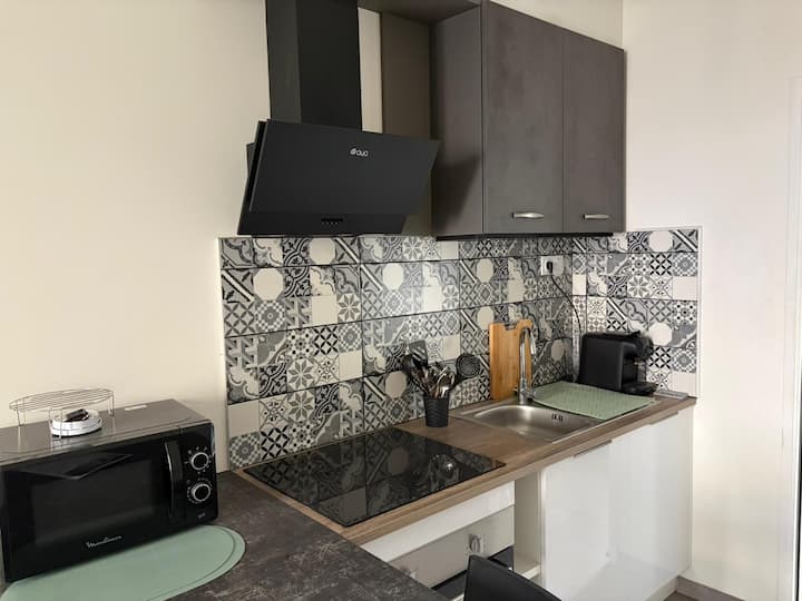 La Halte Du Collège - Saint-Germain-Laprade