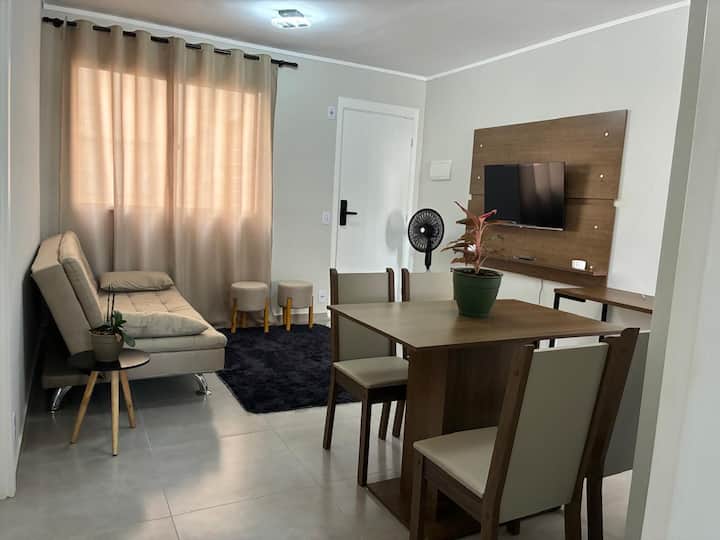 Apto Aconchegante E Bem Equipado /Wi-fi/vaga - Americana