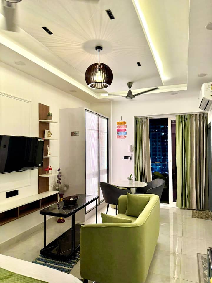 Lux Lettings - Noida