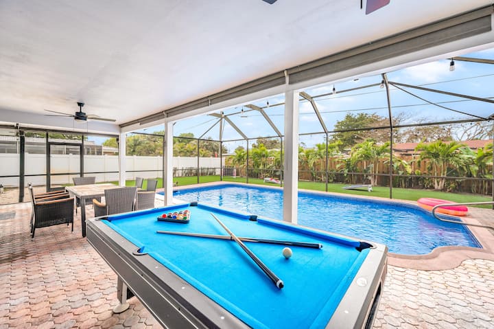 Brand New ! Pool Oasis | Games + Huge Kitchen - Plantation, FL