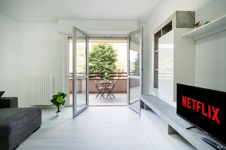 Como-swiss 5 Min | Lake At 10 Min | Wifi + Parking - Como