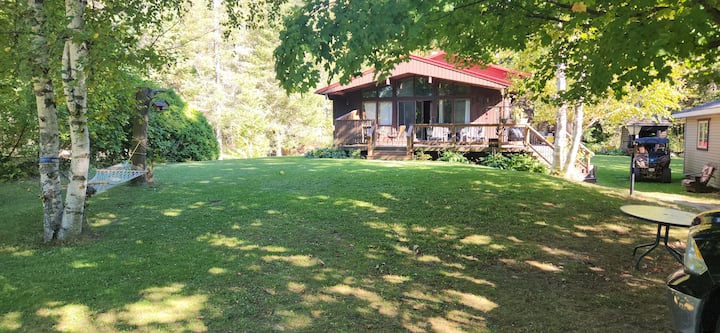 Cottage In Sauble Beach - Sauble Beach