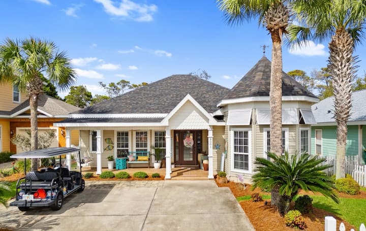 New! Golf Cart -Pool -Walk To Beach -Newly Updated - Destin, FL