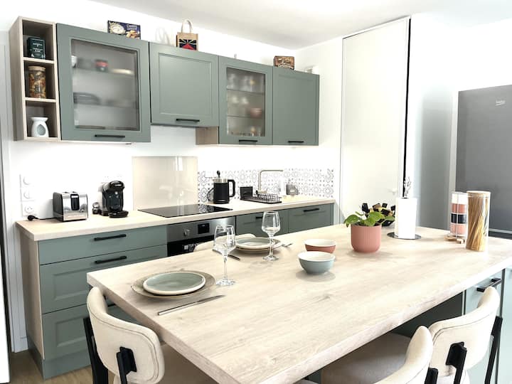 Appartement Lumineux Avec Balcon - Lorient