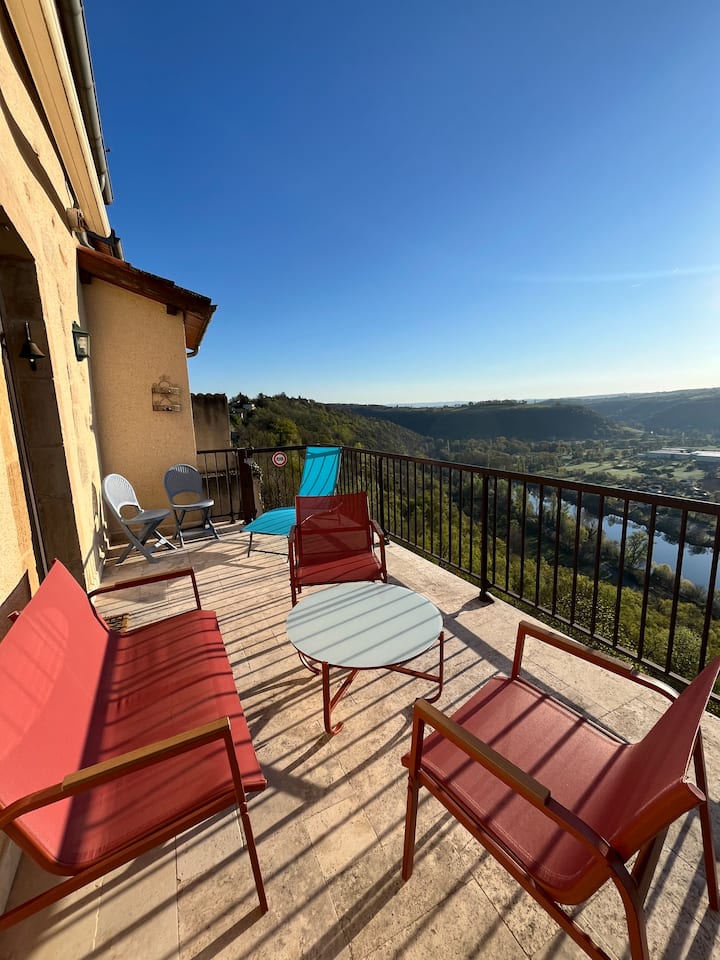 Maison De Charme Avec Vue Exceptionnelle - Figeac