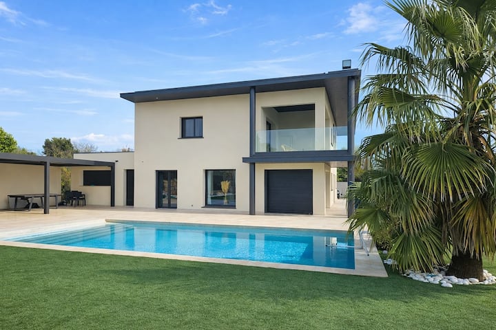 Villa De Luxe à 5min Centre Nîmes Piscine Chauffée - Nîmes