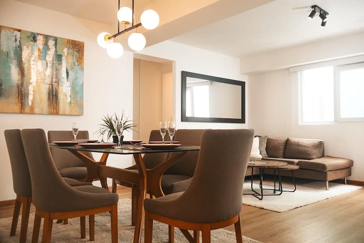 Exclusivo Departamento En El Corazón De Miraflores - Peru