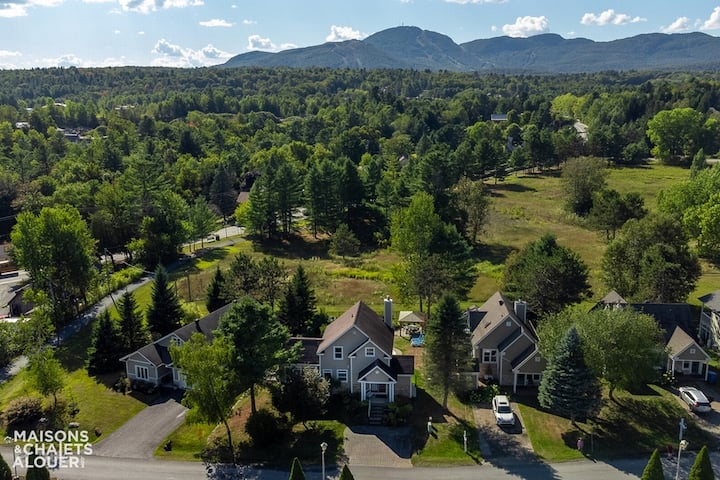 Aux Saisons D'orford | Ski & Golf | Chaleureux - Orford