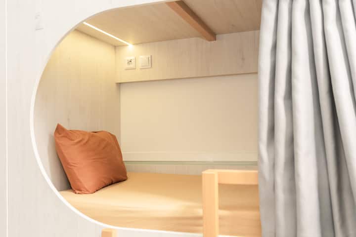 Have A Fun With Fantasy Hostel Porto - Porto