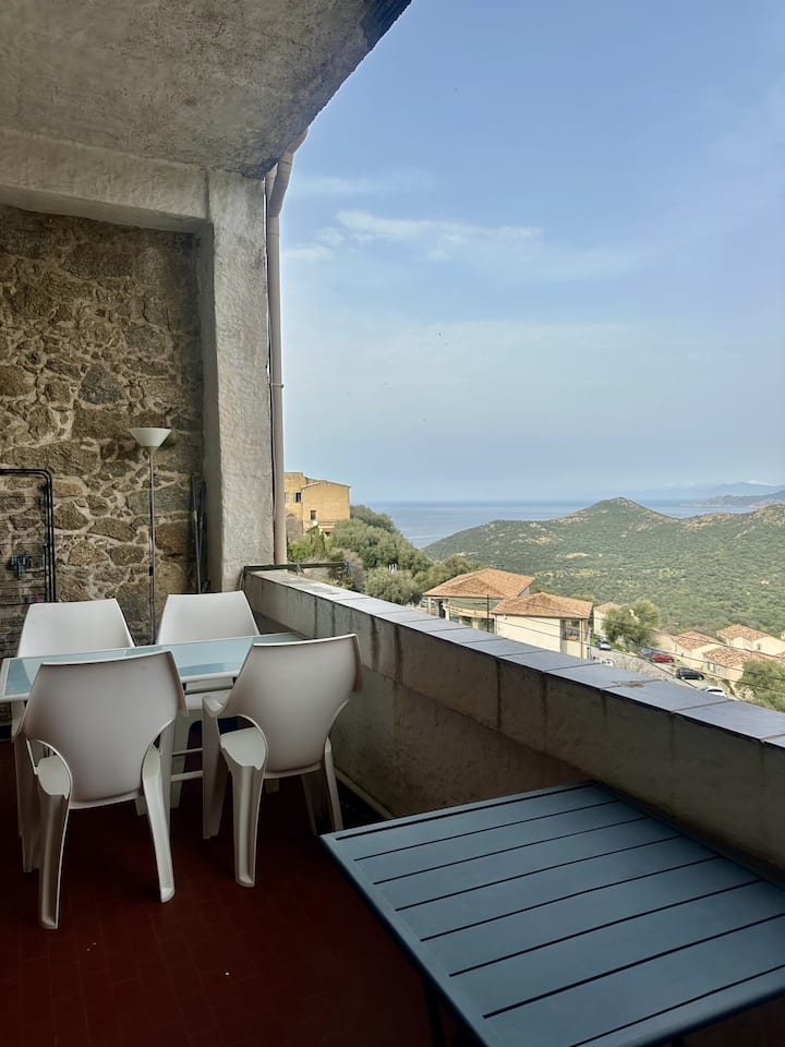 Appartement De Village Au Calme - L'Île-Rousse