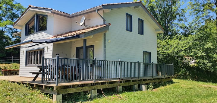 Le Lodge Des Cimes - Luxury Chalet & Nature - Lac de Mondély