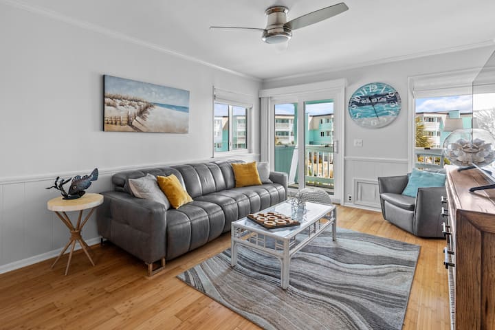 Ocean Breeze Oasis | 2br/2ba Atlantic Beach - Fort Macon State Park, Atlantic Beach