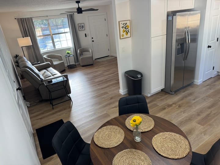 The Pace Pad- 3/2 Home Away From Home: A+ Location - Milton, FL