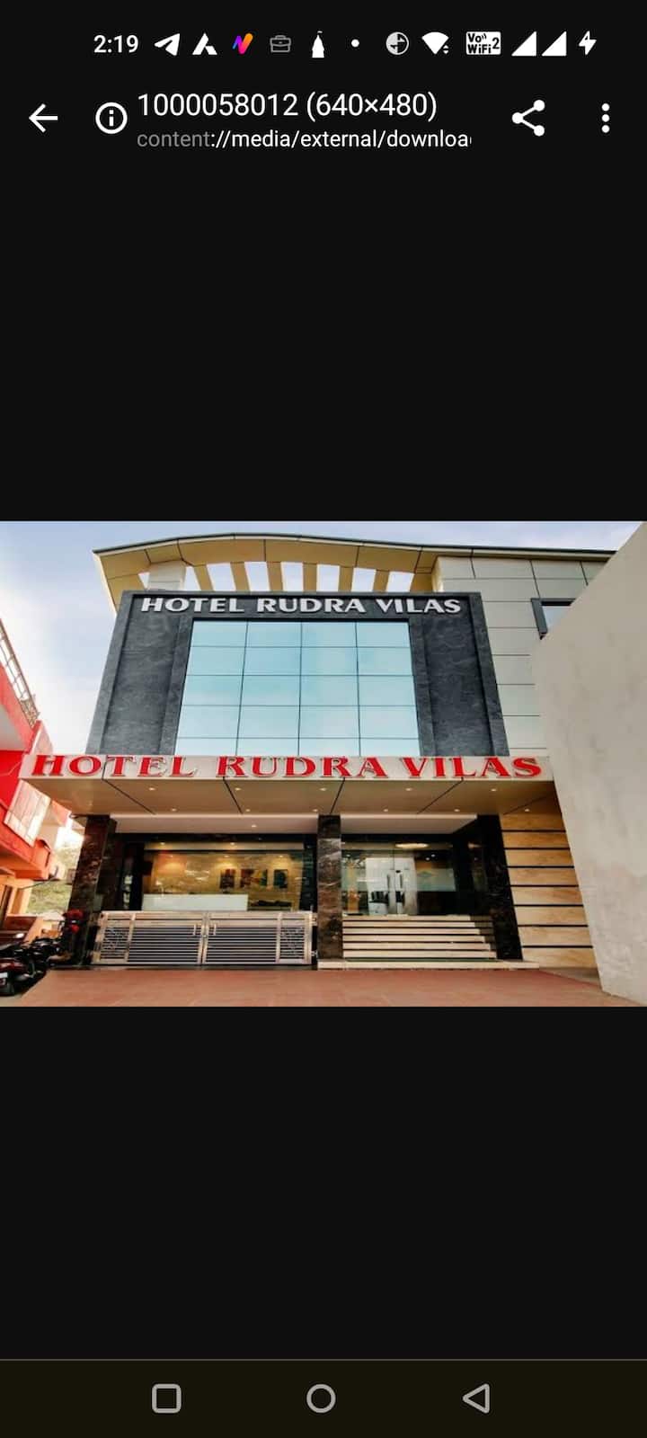 Room With Breakfast Few Step Away From Taj Mahal - Agra