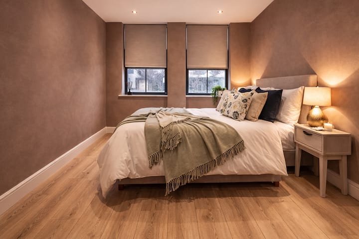 Vibe Suite 202, Fabulous Location And Comfort - Galway