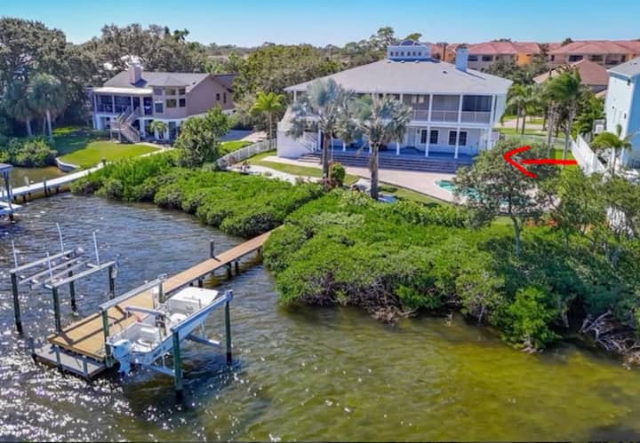 Waterfront Retreat With Pool - Tarpon Springs, FL