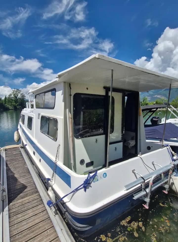 Nuit Insolite Sur Pénichette - Culoz