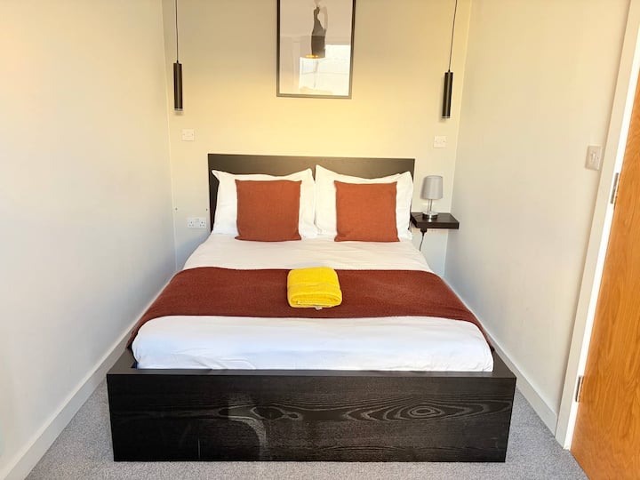 Modern Flat Central Stable Wifi Manchester - Salford