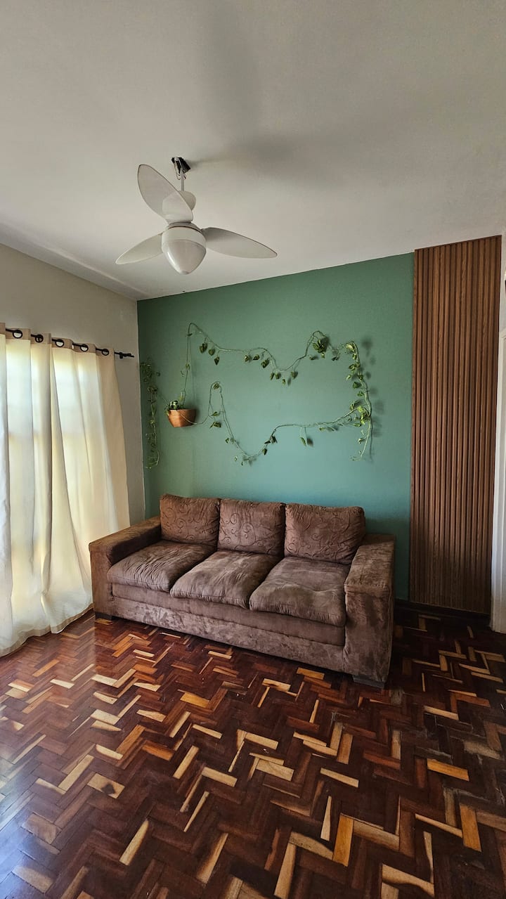 Casa Aconchegante Com Ar Condicionado - Londrina