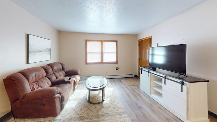 Stylish Apartment In Glen Ullin - North Dakota