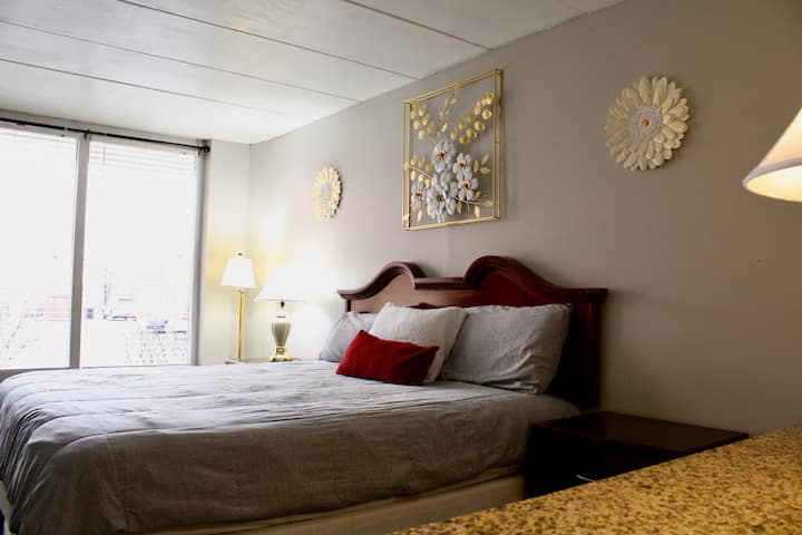 Apm Inn & Suites - Winchester, VA