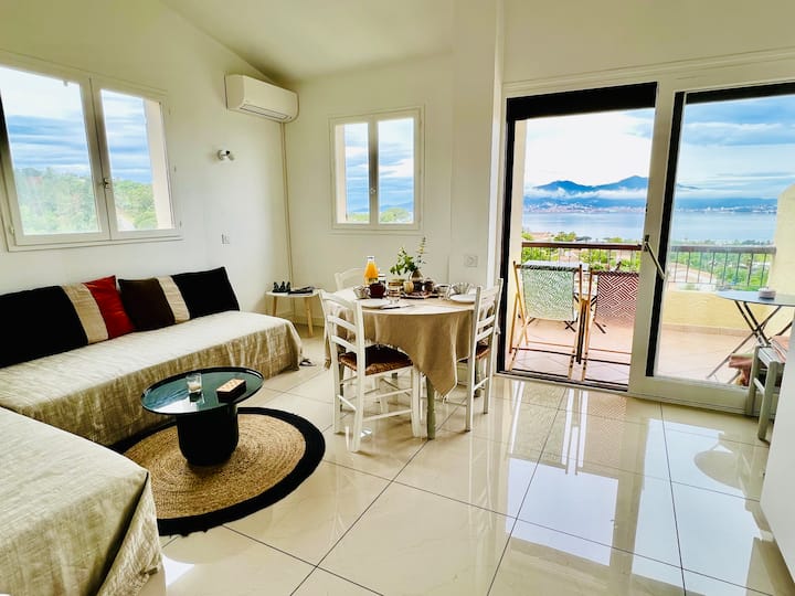 Magnifique Appartement Rénové Avec Vue Mer - Porticcio