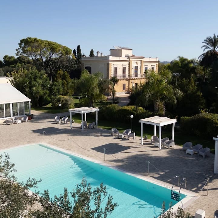 Appartamento In Un Casale Storico Con Piscina - Pulsano