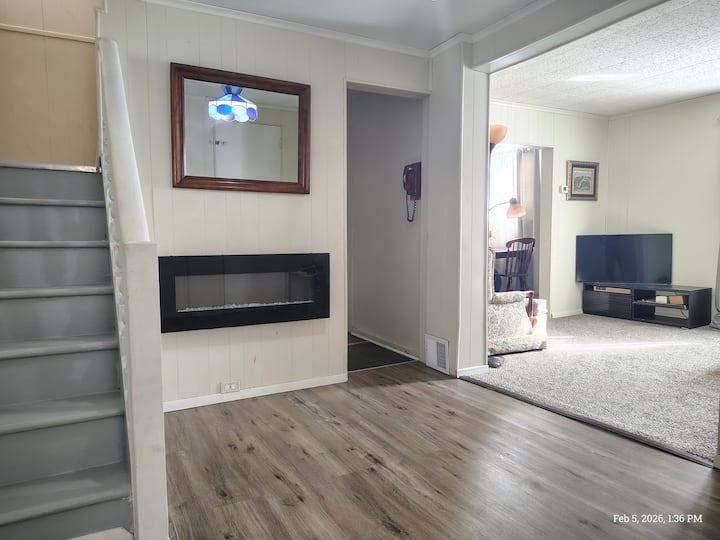Comfy, Cozy And Quiet 3 Bedroom House - Binghamton, NY