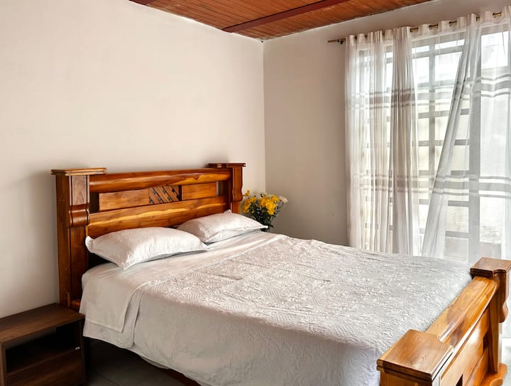 Los Girasoles De Roda - Guasca