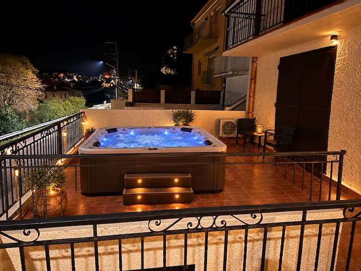 T2 Grande Terrasse
300m De La Plage
Classé 3* - Banyuls-sur-Mer